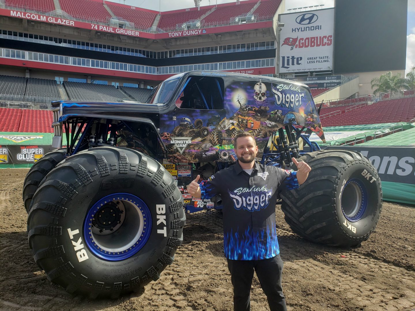 Tips On How To Become A Monster Jam Truck Driver
