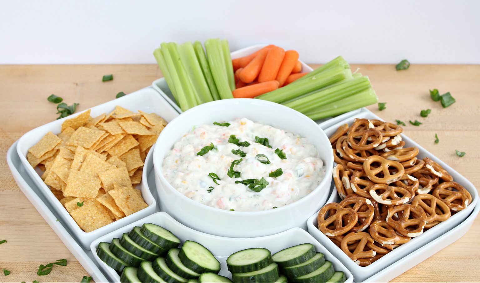 Zero Point Weight Watchers Vegetable Ranch Dip | WW Recipes