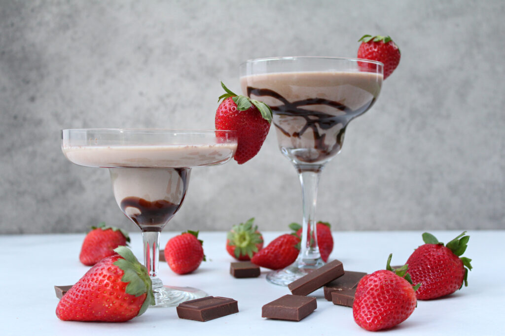 Chocolate Strawberry Mocktail | Chocolate Covered Strawberry Mocktini