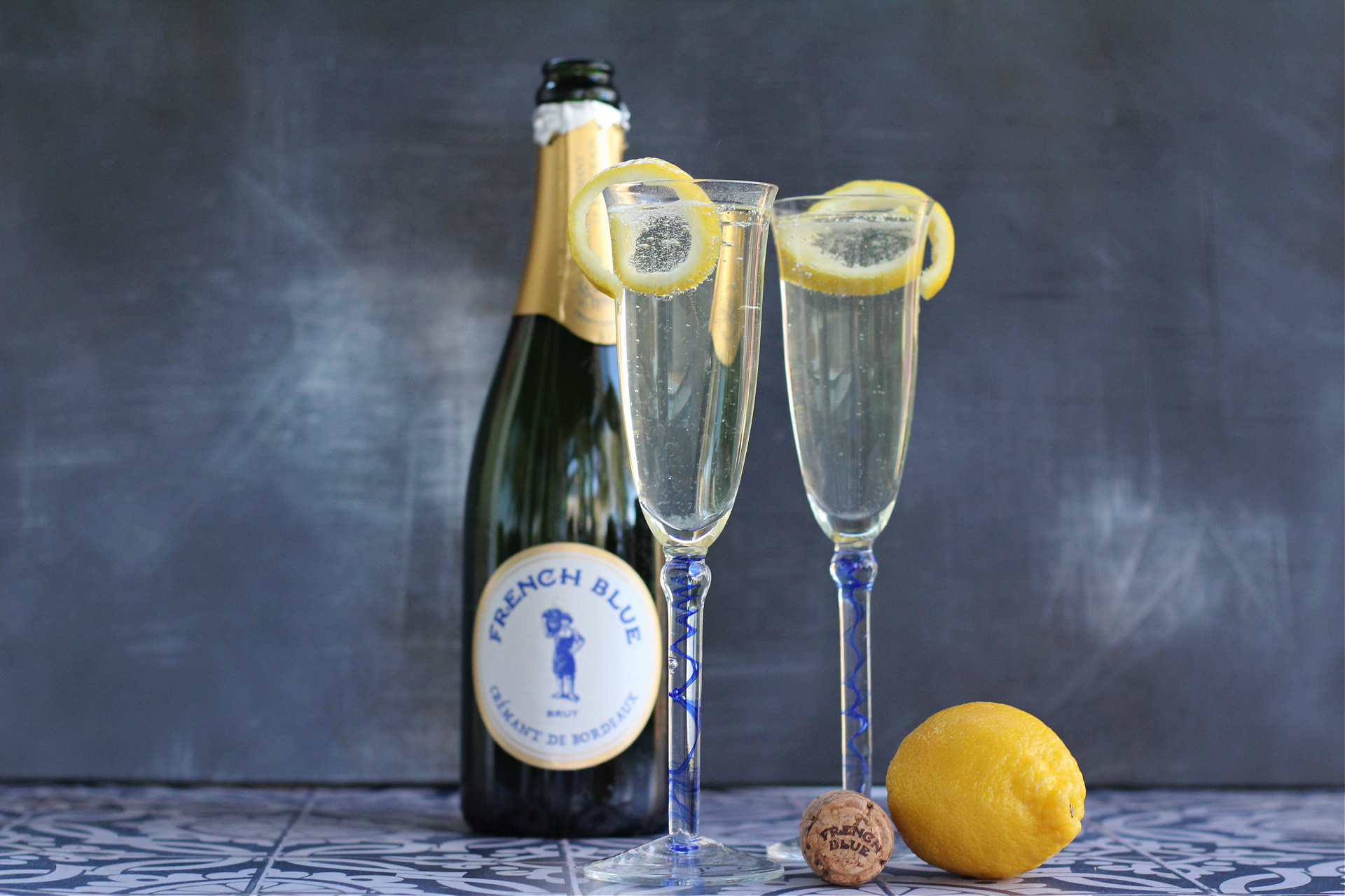 How To Make a French 75 Cocktail